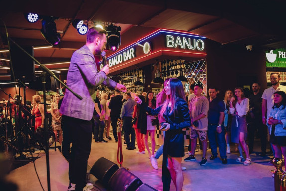 Banjo Bar, Киоск, ул. Новослободская - Москва - Tabler