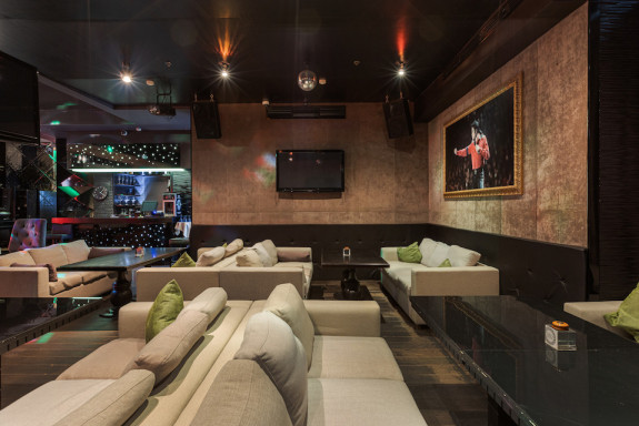 Hamilton Lounge Bar, Караоке-клуб, Пречистенская набережная - Москва ...