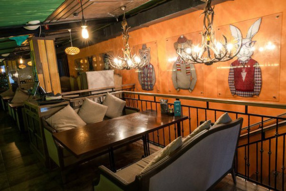 Lustra Bar, Бар, пр. 60-летия Октября - Москва - Tabler